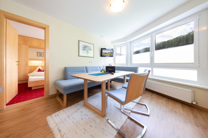 70 M² Ferienwohnung ∙ 3 Schlafzimmer ∙ 6 Gäste - Sölden