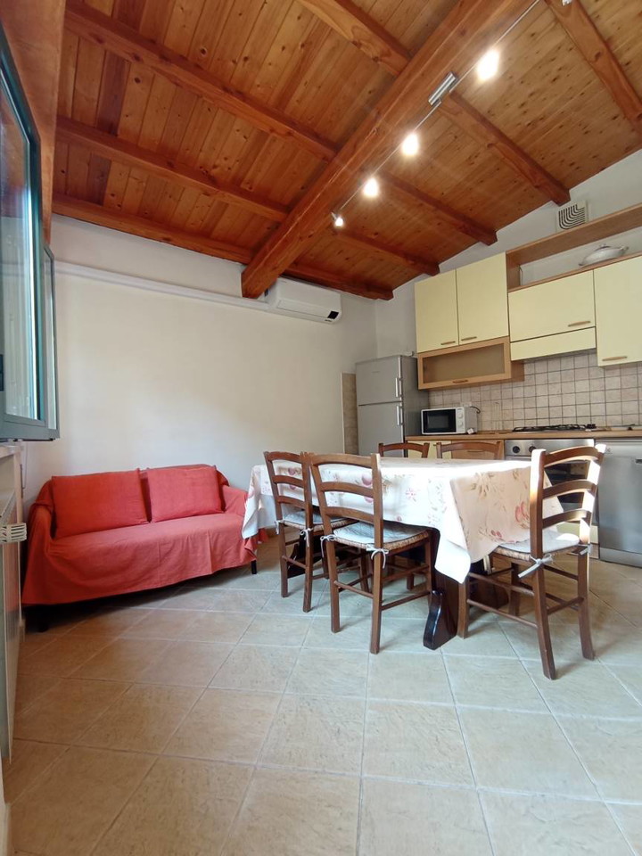 62 M² Dom ∙ 2 Sypialnie ∙ 5 Gości - Pietrasanta