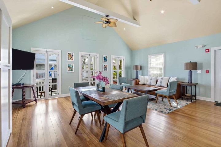 Ferienwohnung ∙ 2 Schlafzimmer ∙ 6 Gäste - Key West, FL