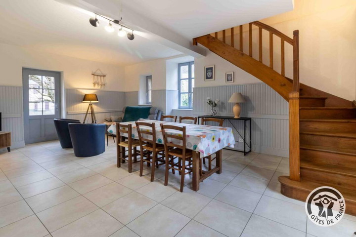81 M² Gîte ∙ 3 Chambres ∙ 6 Personnes - Ariège