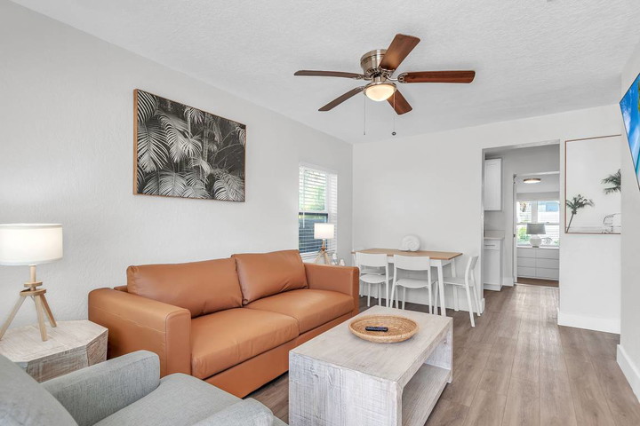 55 M² Condo ∙ 2 Bedrooms ∙ 6 Guests - Treasure Island, FL