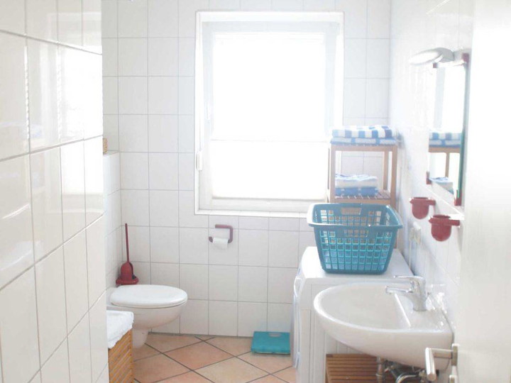 40 M² Ferienwohnung ∙ 1 Schlafzimmer ∙ 2 Gäste - Hockenheim
