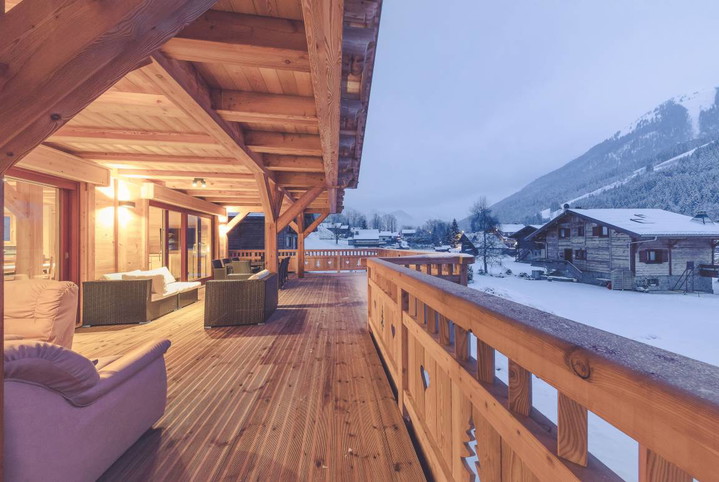 200 M² Chalet ∙ 6 Chambres ∙ 15 Personnes - Bernex