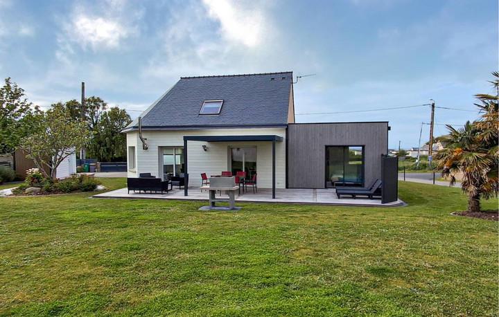 130 M² Maison De Vacances ∙ 4 Chambres ∙ 8 Personnes - Ploudalmézeau