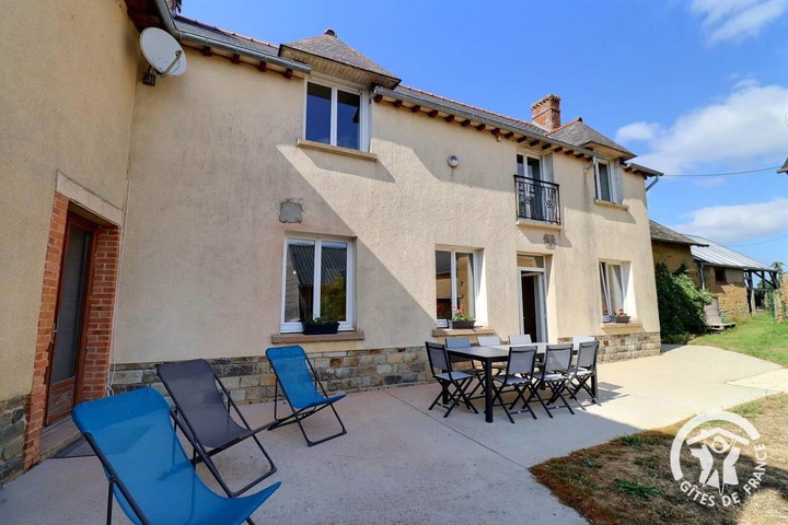 128 M² Gîte ∙ 3 Bedrooms ∙ 8 Guests - Rennes