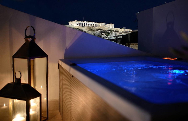 Villa ∙ 2 Bedrooms ∙ 6 Guests - Athens