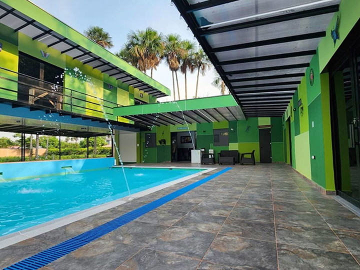 450 M² House ∙ 4 Bedrooms ∙ 16 Guests - Villavicencio