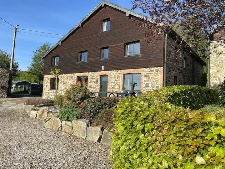 Maison De Vacances ∙ 5 Chambres ∙ 11 Personnes - Stavelot