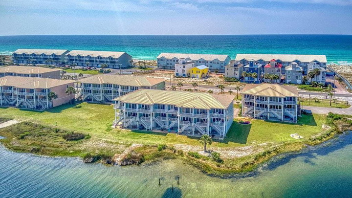 128 M² House ∙ 2 Bedrooms ∙ 6 Guests - Gulf Breeze, FL
