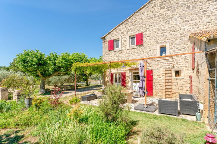 100 M² Maison De Vacances ∙ 3 Chambres ∙ 6 Personnes - Mouriès