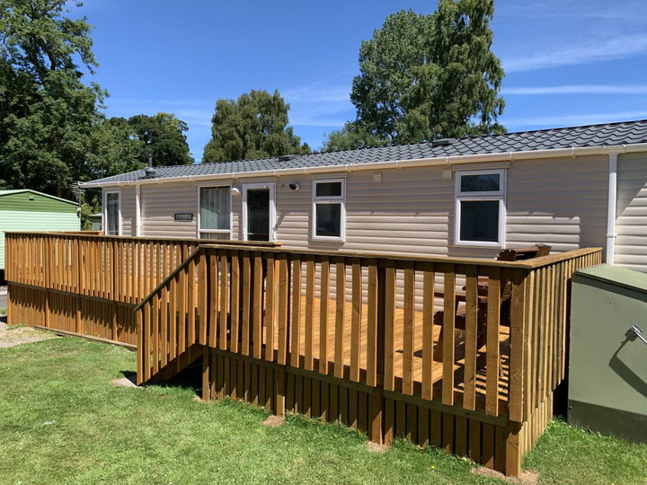 75 M² Chalet ∙ 2 Bedrooms ∙ 4 Guests - Northumberland
