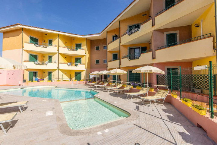 90 M² Apartamento ∙ 2 Habitaciones ∙ 6 Huéspedes - Santa Teresa Gallura