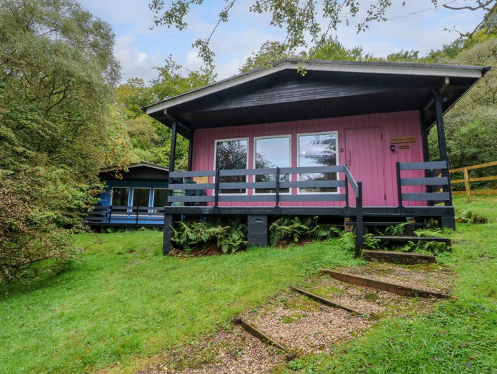 Cottage ∙ 2 Bedrooms ∙ 4 Guests - Brodick