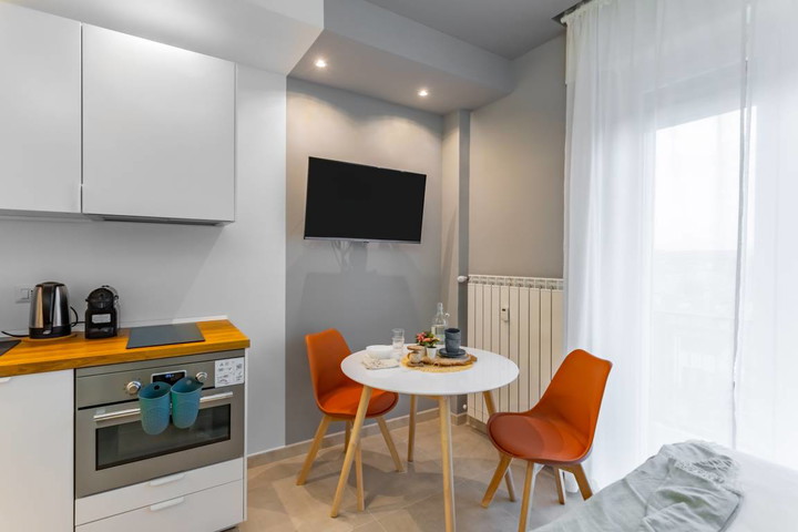 28 M² Studio Flat ∙ 2 Guests - Pavia, Italy