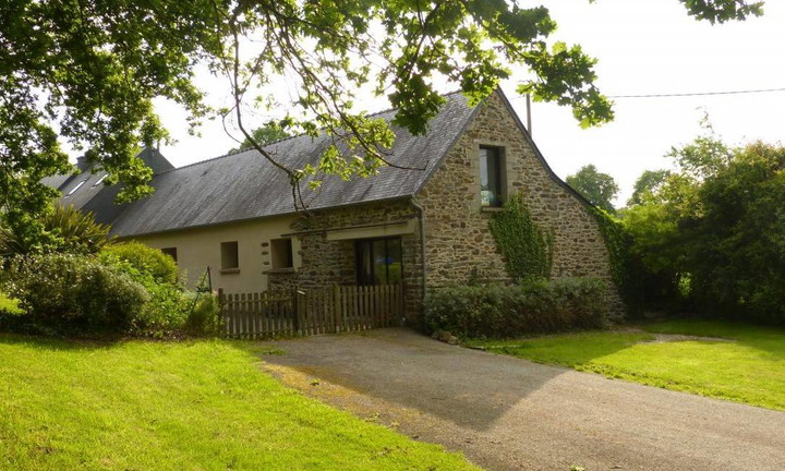 86 M² Gîte ∙ 3 Chambres ∙ 5 Personnes - Loudéac