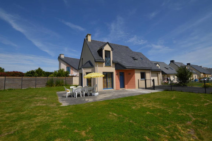 101 M² Gîte ∙ 4 Bedrooms ∙ 8 Guests - Brittany