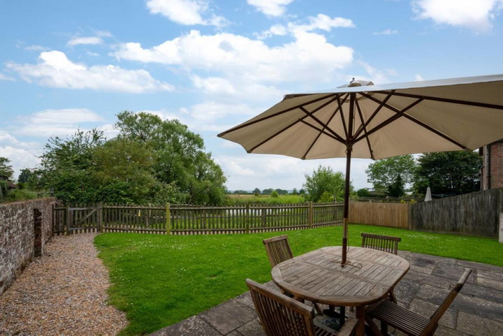 Cottage ∙ 2 Bedrooms ∙ 4 Guests - Tenterden