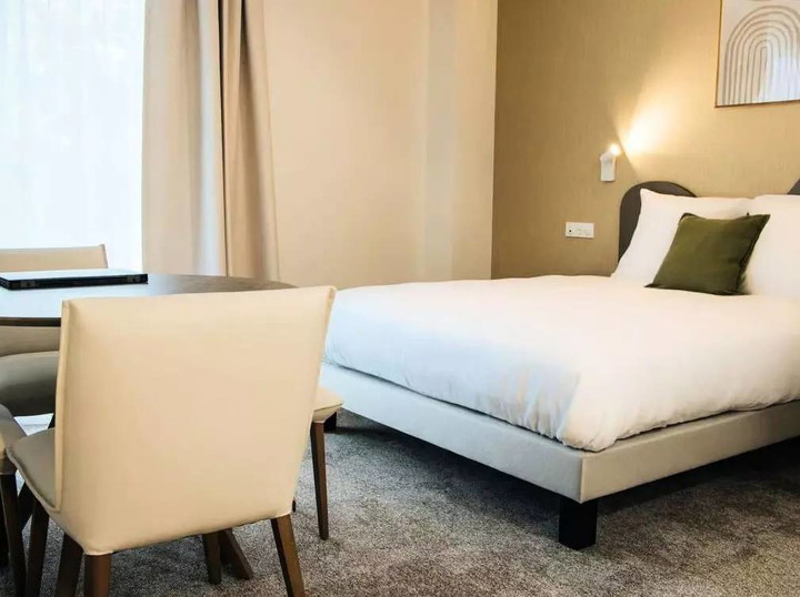 24 M² Studio Flat ∙ 1 Bedroom ∙ 3 Guests - Pessac