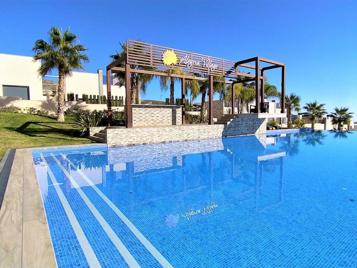 80 M² Apartamento ∙ 2 Habitaciones ∙ 4 Huéspedes - Finestrat
