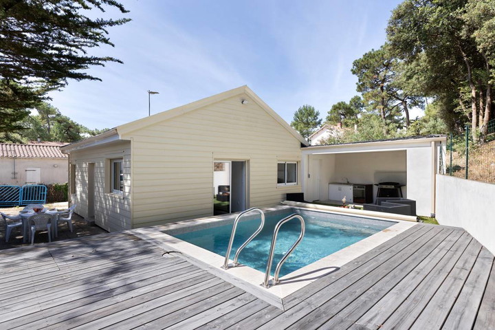 70 M² House ∙ 2 Bedrooms ∙ 4 Guests - Angles