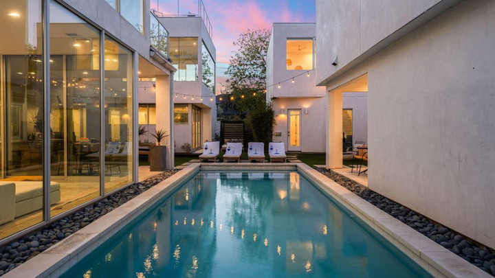 189 M² House ∙ 17 Bedrooms ∙ 32 Guests - Texas