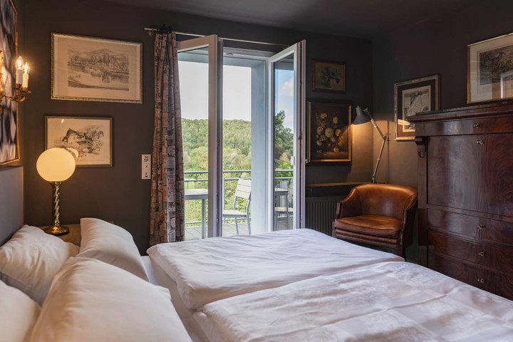 150 M² Ferienhaus ∙ 4 Schlafzimmer ∙ 9 Gäste - Much