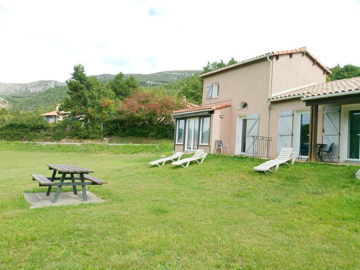 32 M² Gîte ∙ 1 Chambre ∙ 4 Personnes - Saint-André-les-Alpes