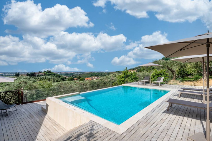 Villa ∙ 2 Bedrooms ∙ 6 Guests - Pietrasanta