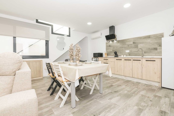 57 M² Apartamento ∙ 1 Quarto ∙ 4 Hóspedes - Rota