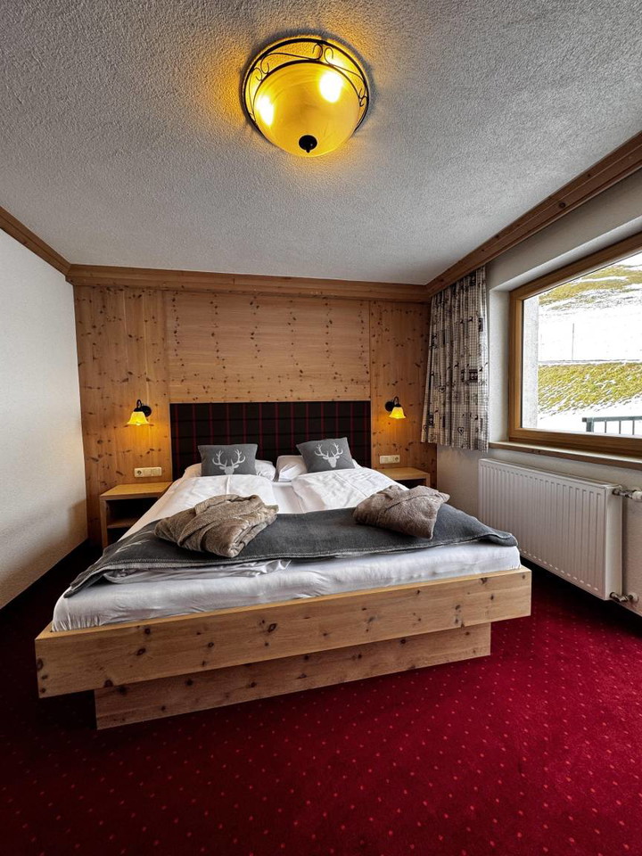 20 M² Hôtel ∙ 1 Chambre ∙ 2 Personnes - Lech