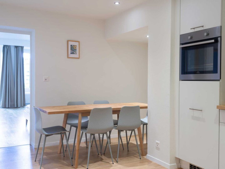 75 M² Lägenhet ∙ 1 Sovrum ∙ 5 Gäster - Lucerne