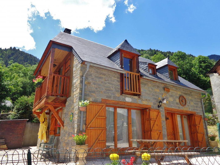 105 M² Gîte ∙ 3 Chambres ∙ 6 Personnes - Loudenvielle