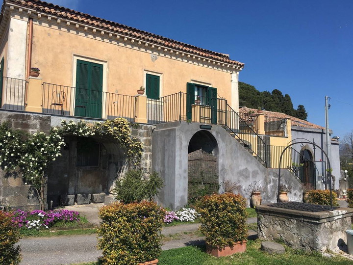 50 M² Casa Rural ∙ 2 Habitaciones ∙ 4 Huéspedes - Acireale