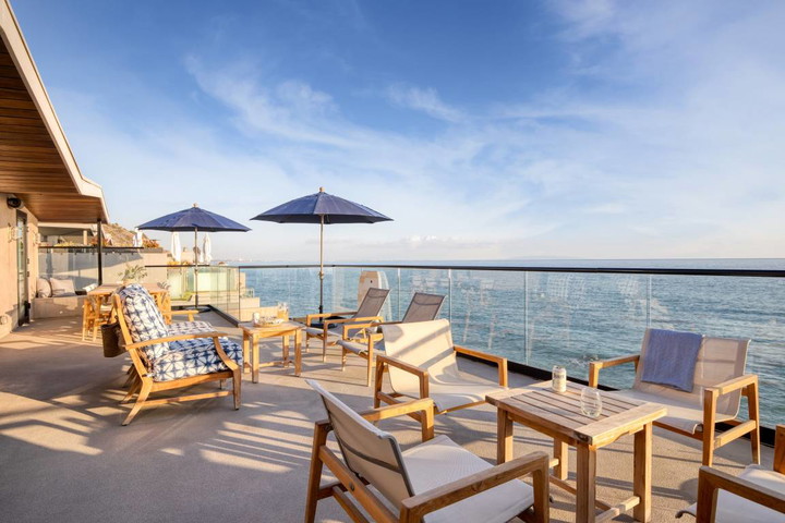 232 M² House ∙ 3 Bedrooms ∙ 8 Guests - Agoura Hills, CA