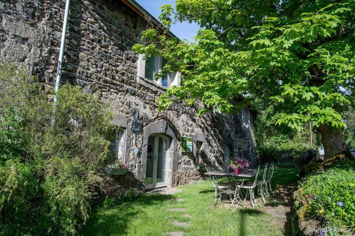 134 M² Gîte ∙ 6 Chambres ∙ 14 Personnes - Puy-de-Dôme