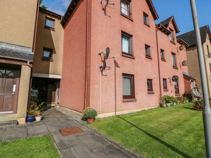 Cottage ∙ 2 Bedrooms ∙ 4 Guests - Callander