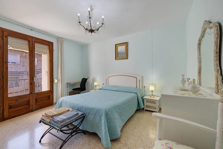 130 M² House ∙ 4 Bedrooms ∙ 8 Guests - Siurana
