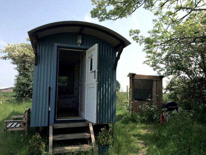 Camping ∙ 1 Bedroom ∙ 2 Guests - Buckinghamshire