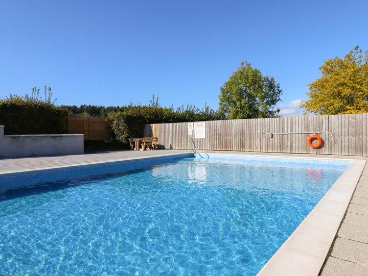 Cottage ∙ 4 Bedrooms ∙ 10 Guests - Buckfastleigh