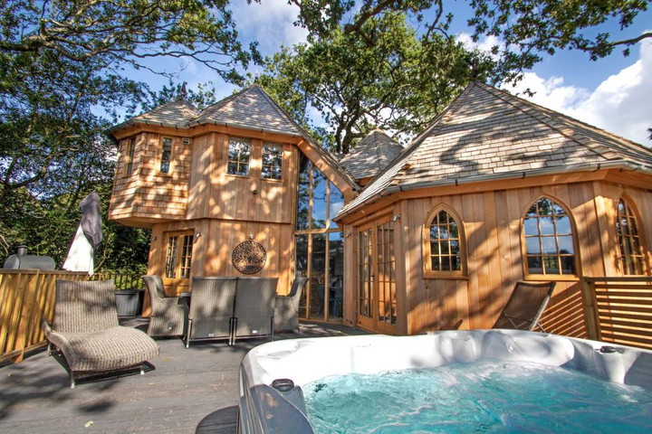 Camping ∙ 3 Bedrooms ∙ 6 Guests - Milford on Sea