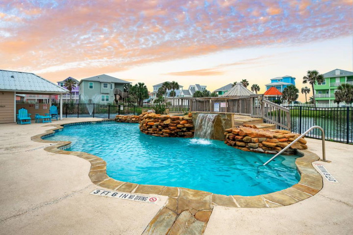 226 M² House ∙ 4 Bedrooms ∙ 12 Guests - North Padre Island, TX
