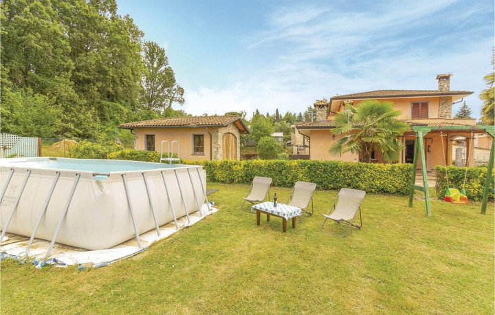 180 M² Maisonette ∙ 4 Bedrooms ∙ 8 Guests - Camaiore