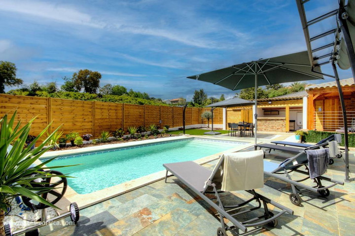 66 M² Gîte ∙ 2 Chambres ∙ 4 Personnes - Corse