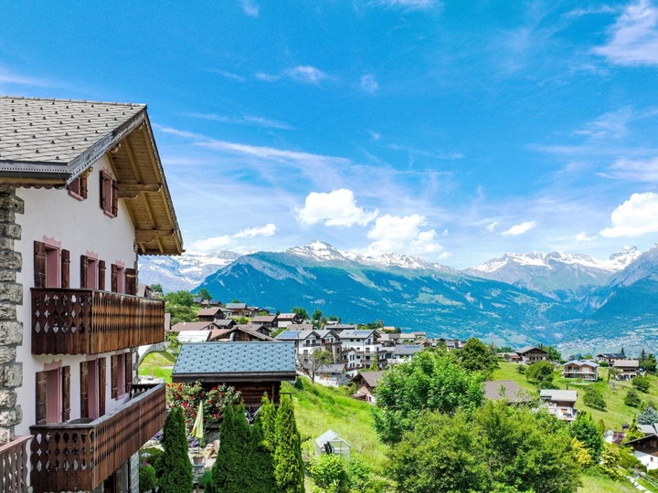 200 M² Ferienhaus ∙ 5 Schlafzimmer ∙ 10 Gäste - Nendaz