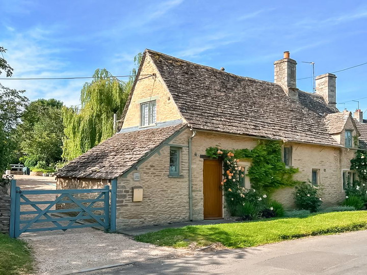 Cottage ∙ 3 Bedrooms ∙ 6 Guests - Burford