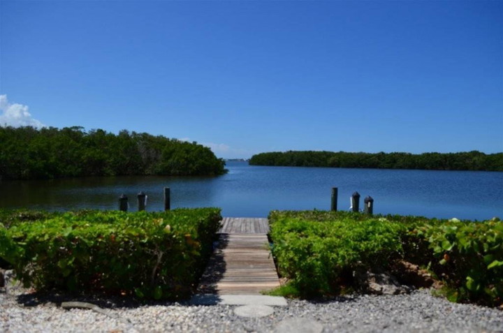 157 M² Cottage ∙ 2 Bedrooms ∙ 4 Guests - Anna Maria Island, FL