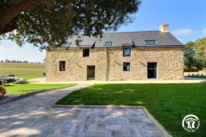 150 M² Gîte ∙ 4 Chambres ∙ 10 Personnes - Bretagne
