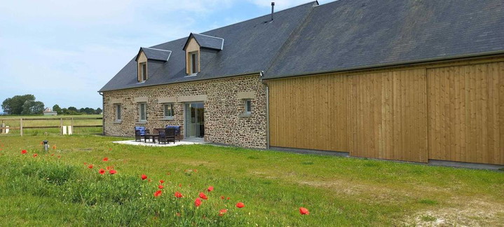 85 M² Gîte ∙ 3 Chambres ∙ 6 Personnes - Pontorson