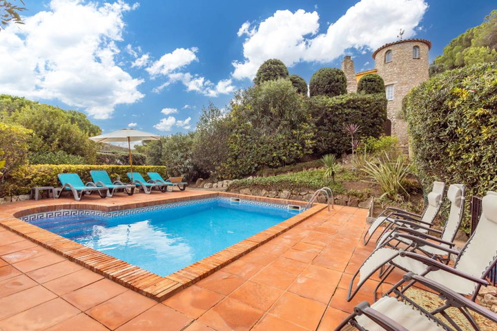 200 M² Maison De Vacances ∙ 4 Chambres ∙ 8 Personnes - Tamariu