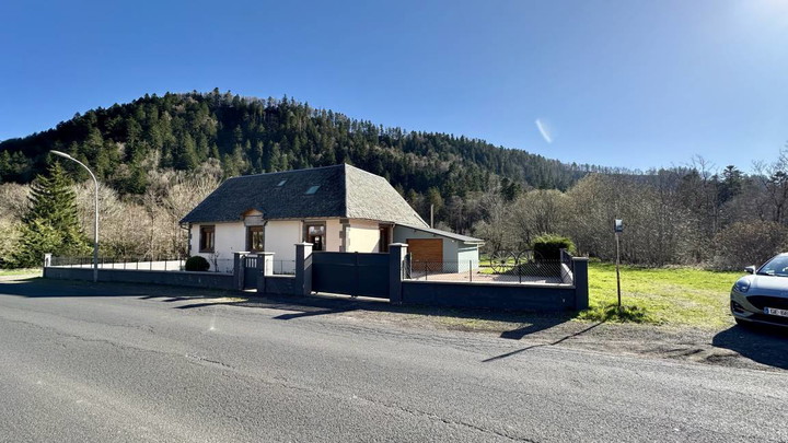 160 M² Maison De Vacances ∙ 4 Chambres ∙ 9 Personnes - La Bourboule